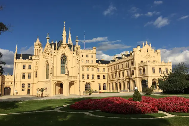 Zámek Lednice - Zámek Valtice